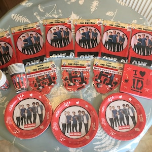 One Direction Ultimate Party Supply Bundle.official UK License. Brand ...