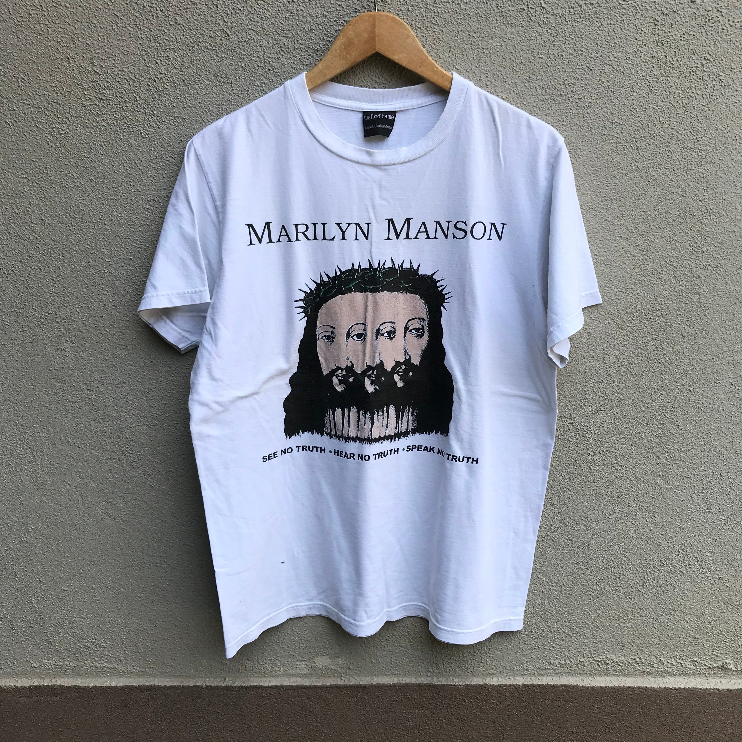 Vintage MARILYN MANSON Band Tee - Etsy Vintage MARILYN MANSON Band Tee - Etsy