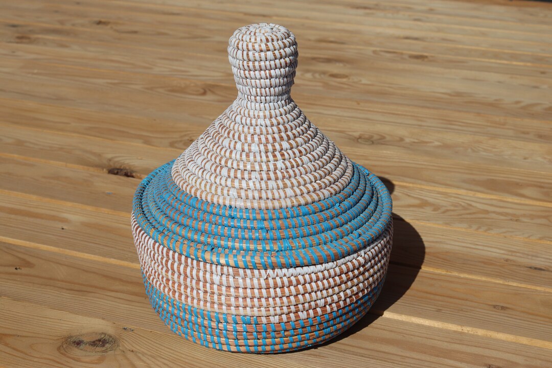 Colorful Handmade Seagrass Basket With Lid - Etsy
