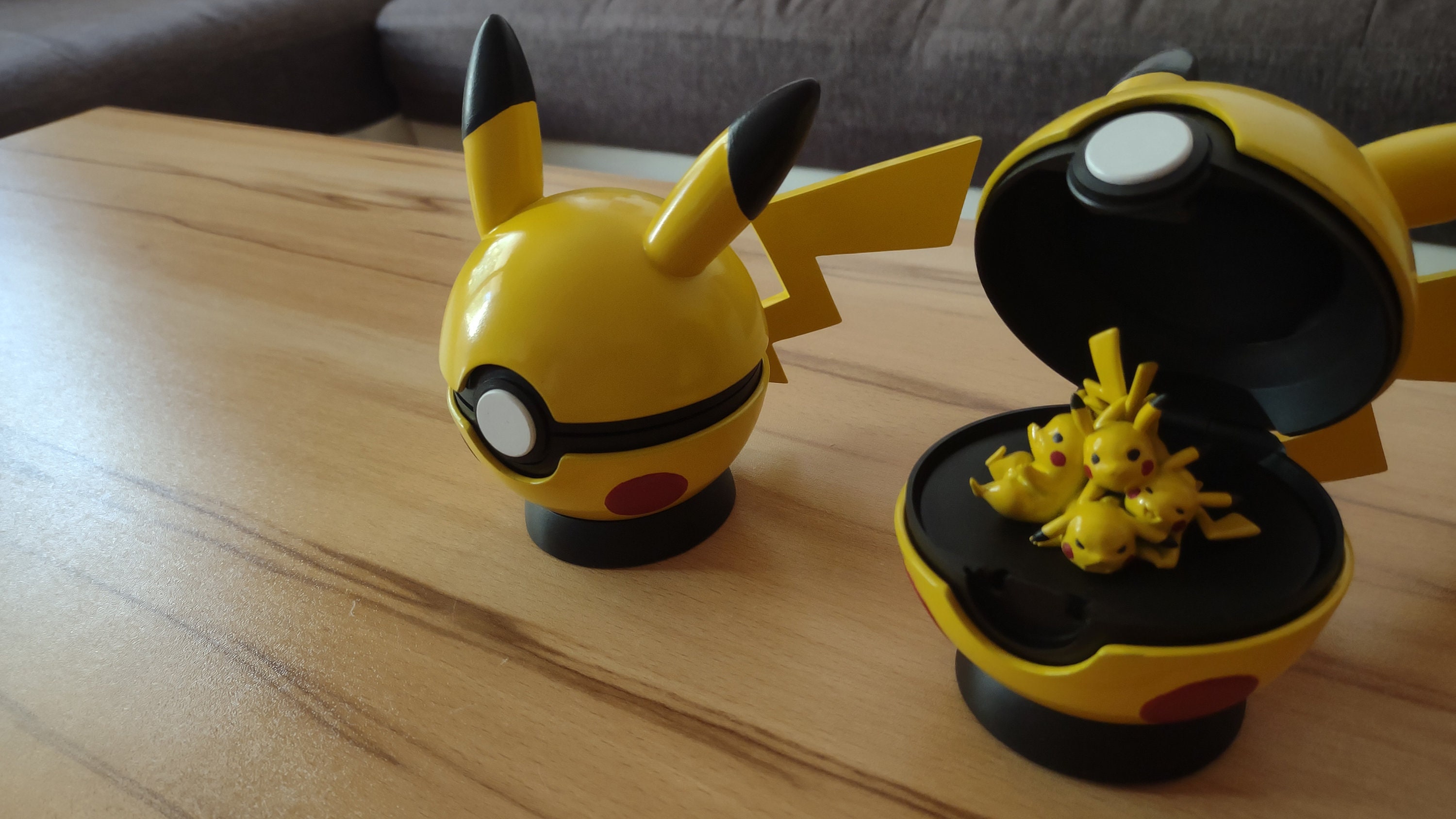 Pikachu Easter Egg - Etsy