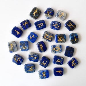 Lapis Lazuli Rune Sets Elder Futhrak Rune Set Comes With Black Velvet ...