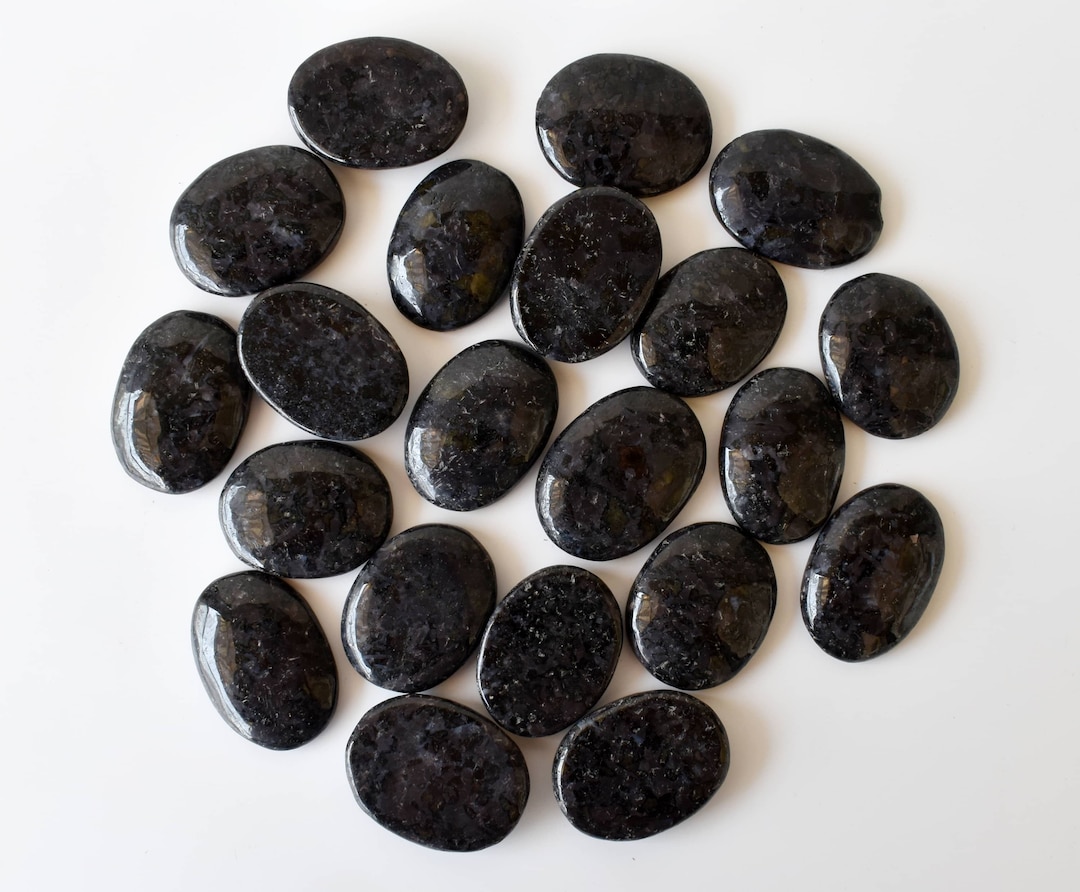 Polished Indigo Gabbro Pocket Stone, Oval Shaped Pocket Crystals ...