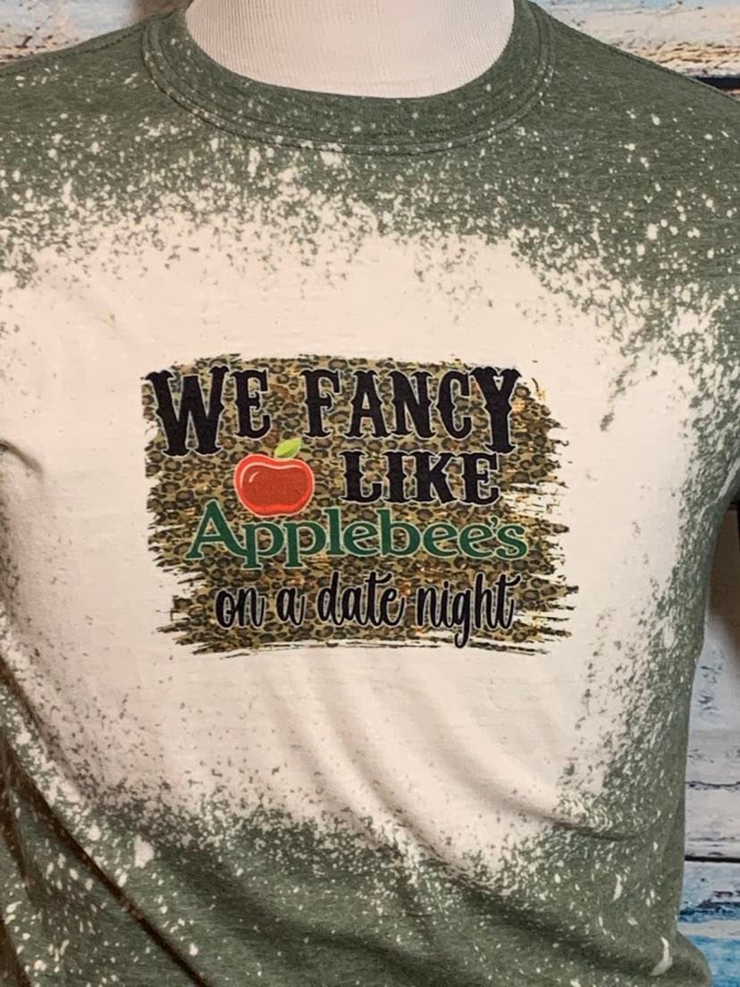 Fun We Fancy Like Applebees on a Date Night Bleached T Shirt SZ M ...
