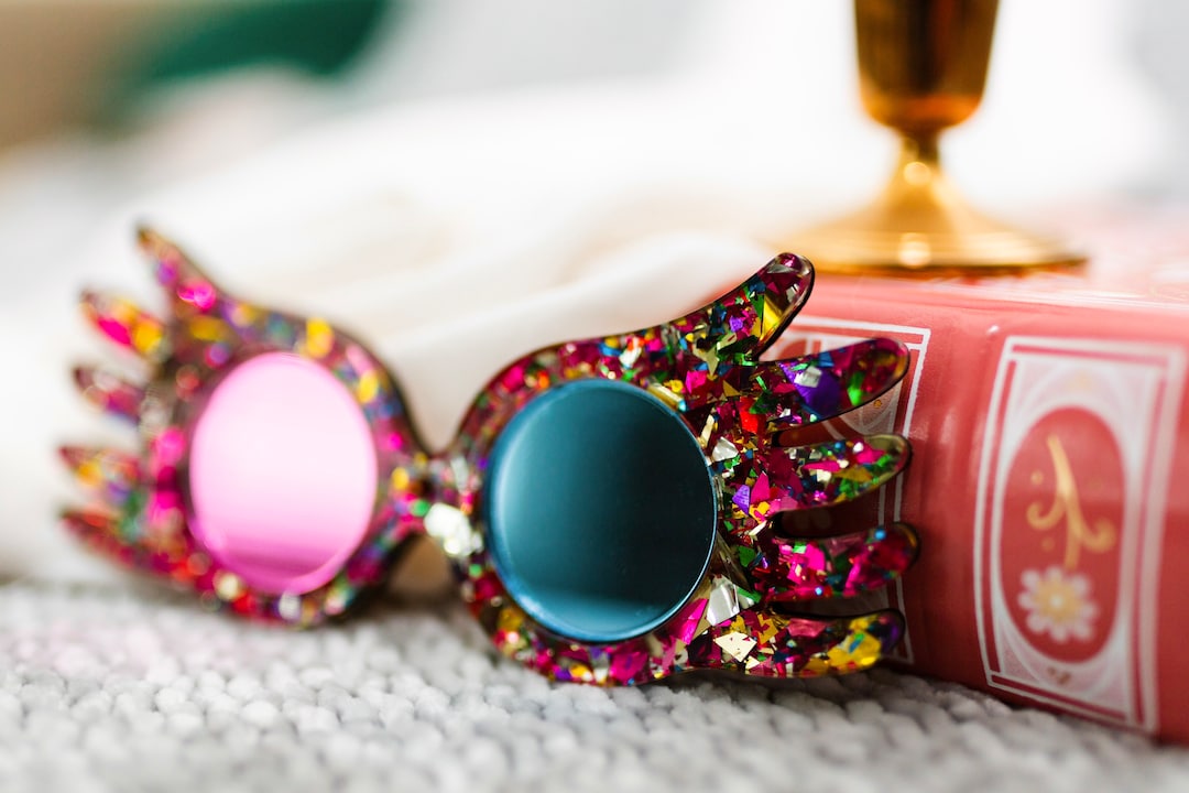 Magical Glasses Confetti & Mirrored Acrylic Ornaments for Magical ...