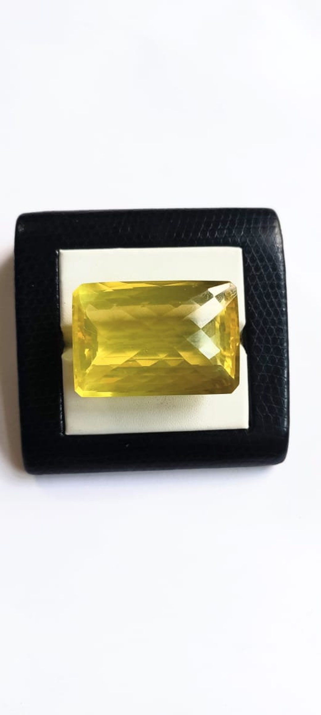 110 Crt Yellow Lemon Quartzs Checker Cut on Sale - Etsy