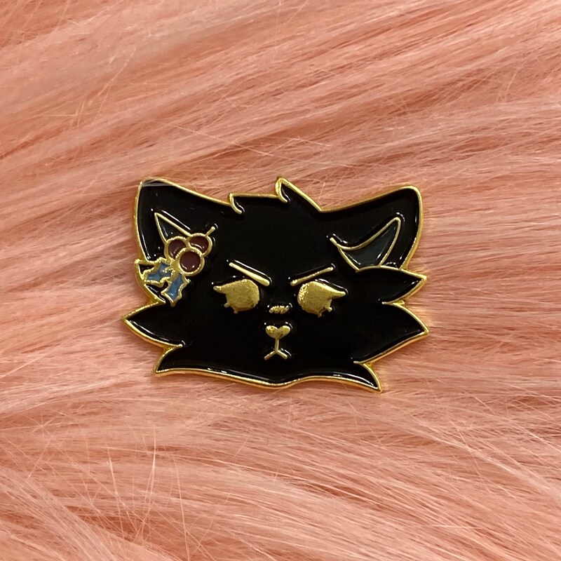 Warrior Cat Pin - Etsy