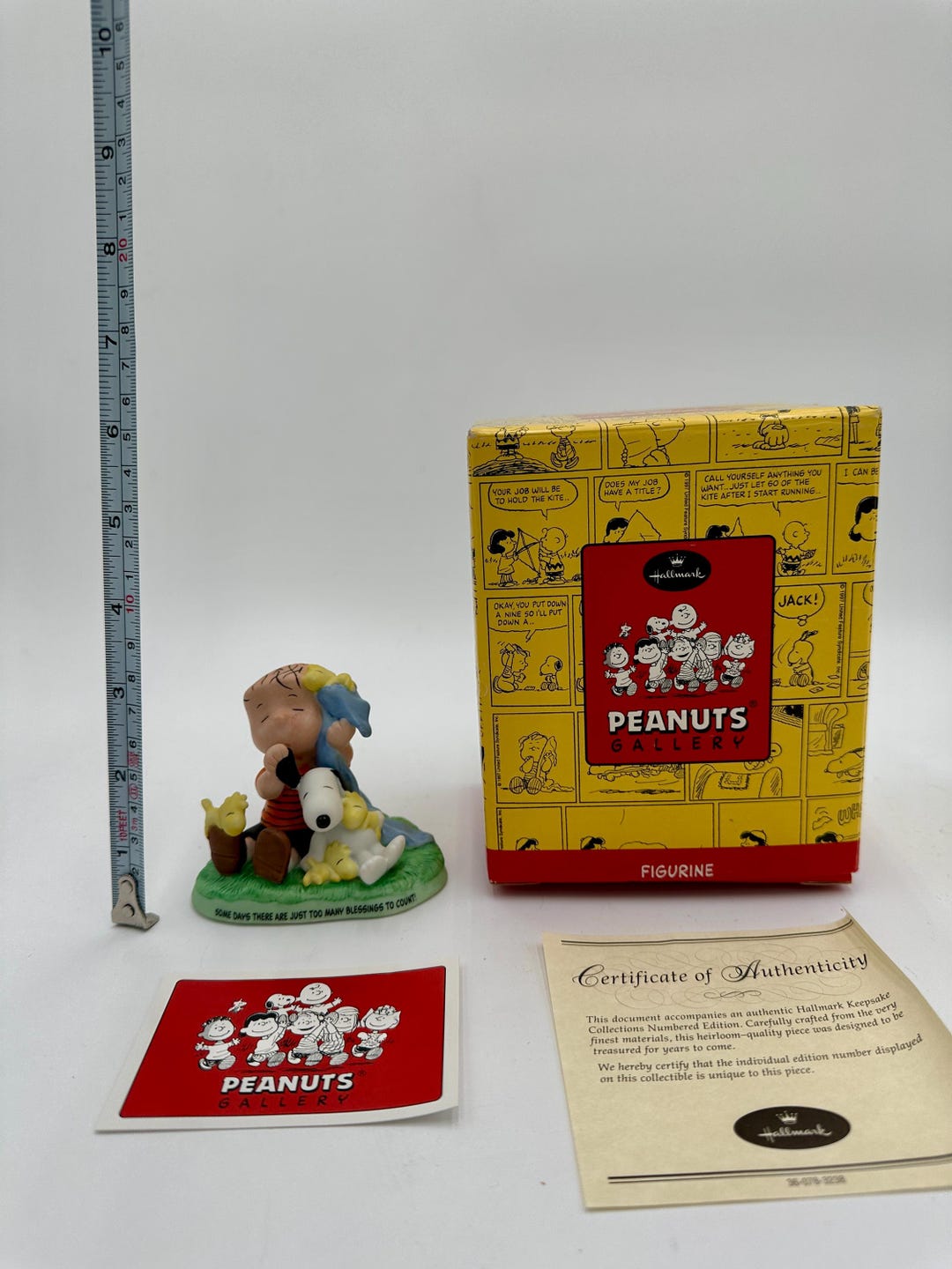 Vintage 2001 Hallmark Peanuts Gallery Linus Snoopy Woodstock Porcelain ...