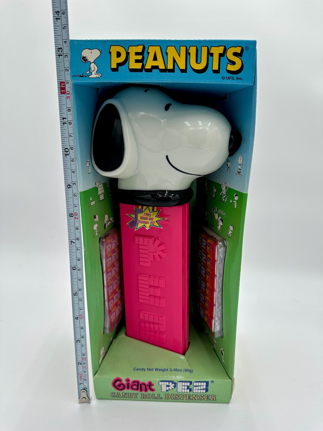 Vintage Giant Pez Peanuts SNOOPY 12" Tall Musical Candy Roll Dispensers ...