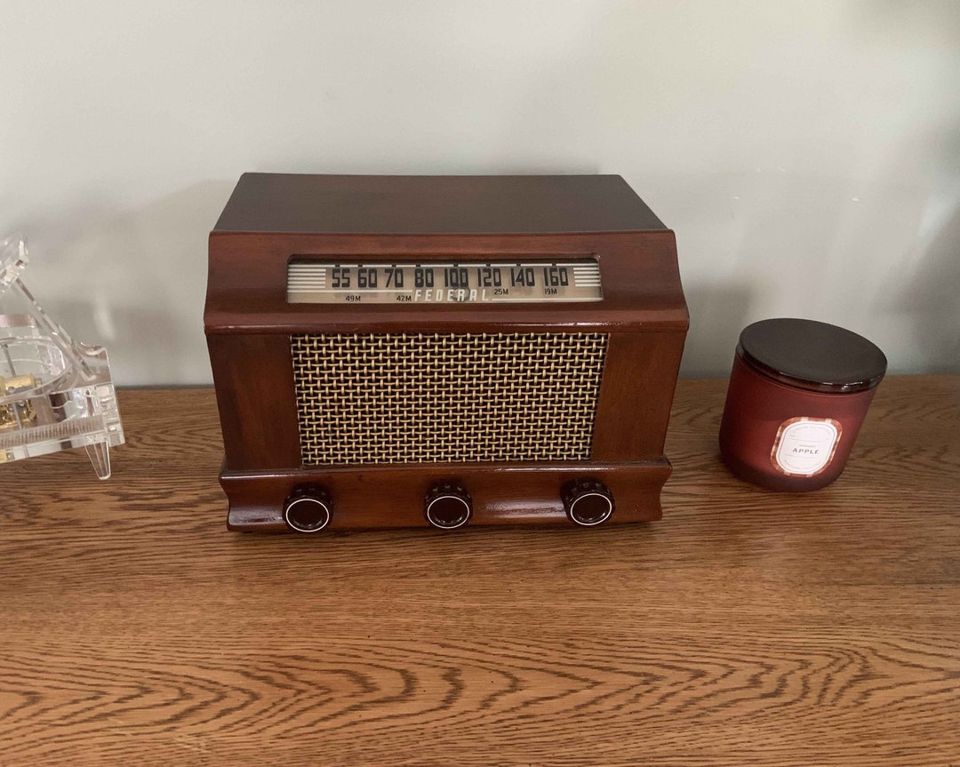1946 Federal Radio Model 1030T AM Short Wave, Working Radio, Mid ...