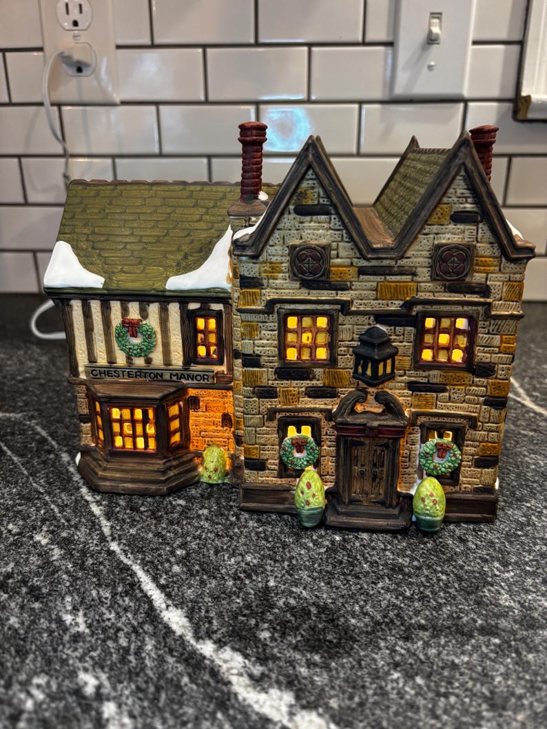 Dept 56 Chesterton Manor | Dickens Village Lighted House, Retired ...