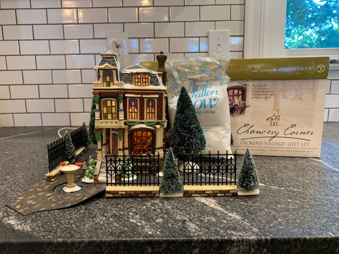 Dept 56: Chancery Corner Dickens Village Gift Set, Dickens Village ...