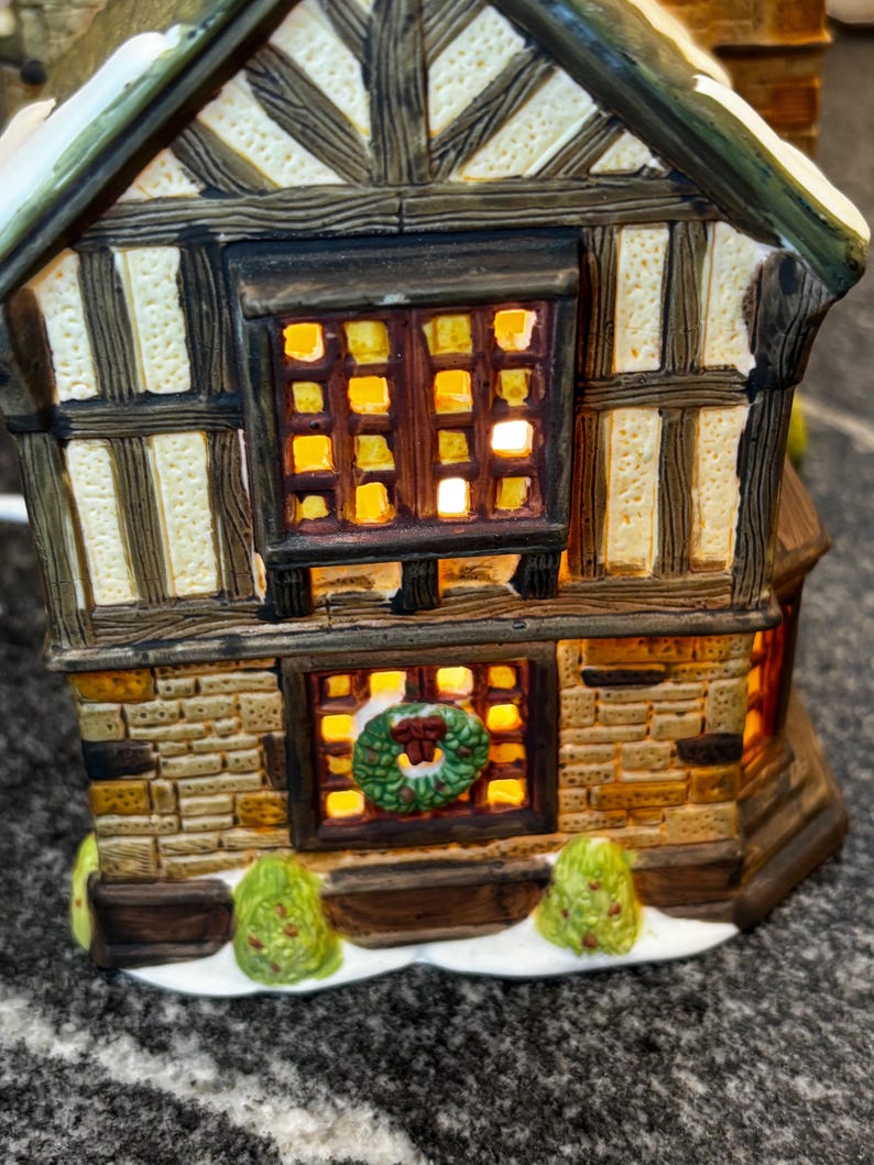 Dept 56 Chesterton Manor | Dickens Village Lighted House, Retired ...