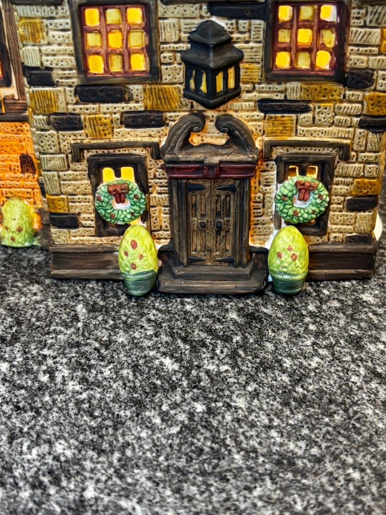 Dept 56 Chesterton Manor | Dickens Village Lighted House, Retired ...