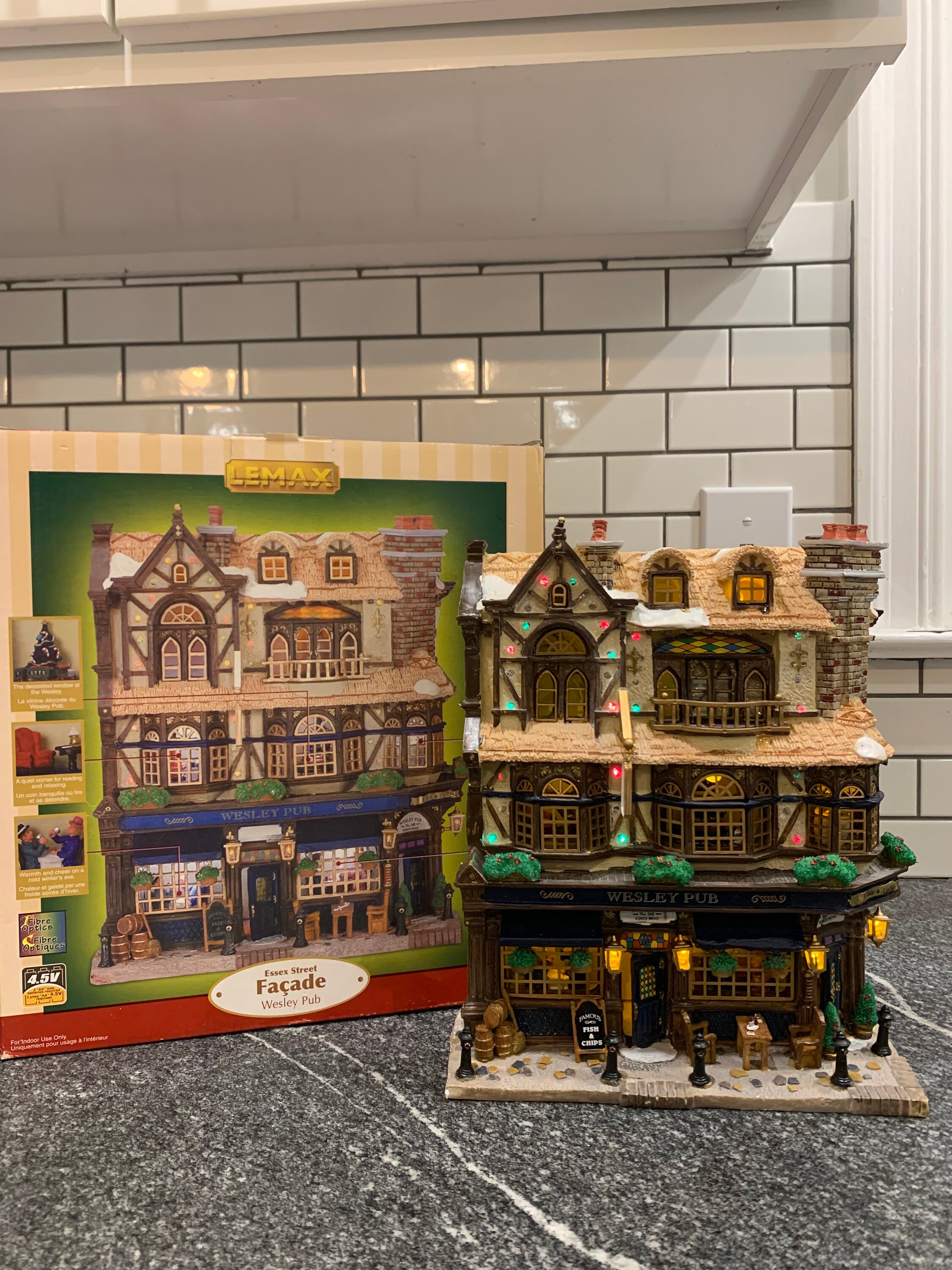 Lemax Essex Street Facade LEMAX Wesley Pub, Battery Operated (4.5V)