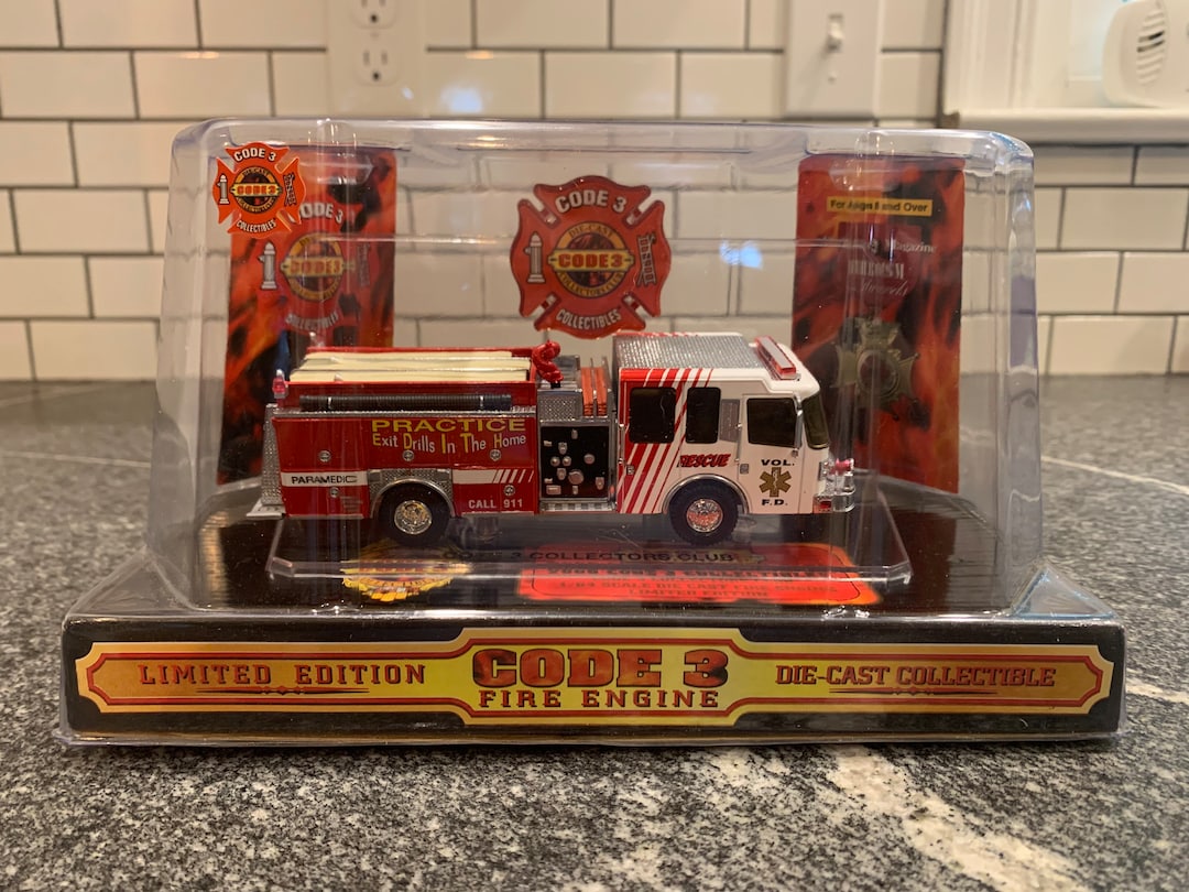 Code 3 Collectibles: Code 3 Fire Prevention Vol. F.D. 2000/2001 ...