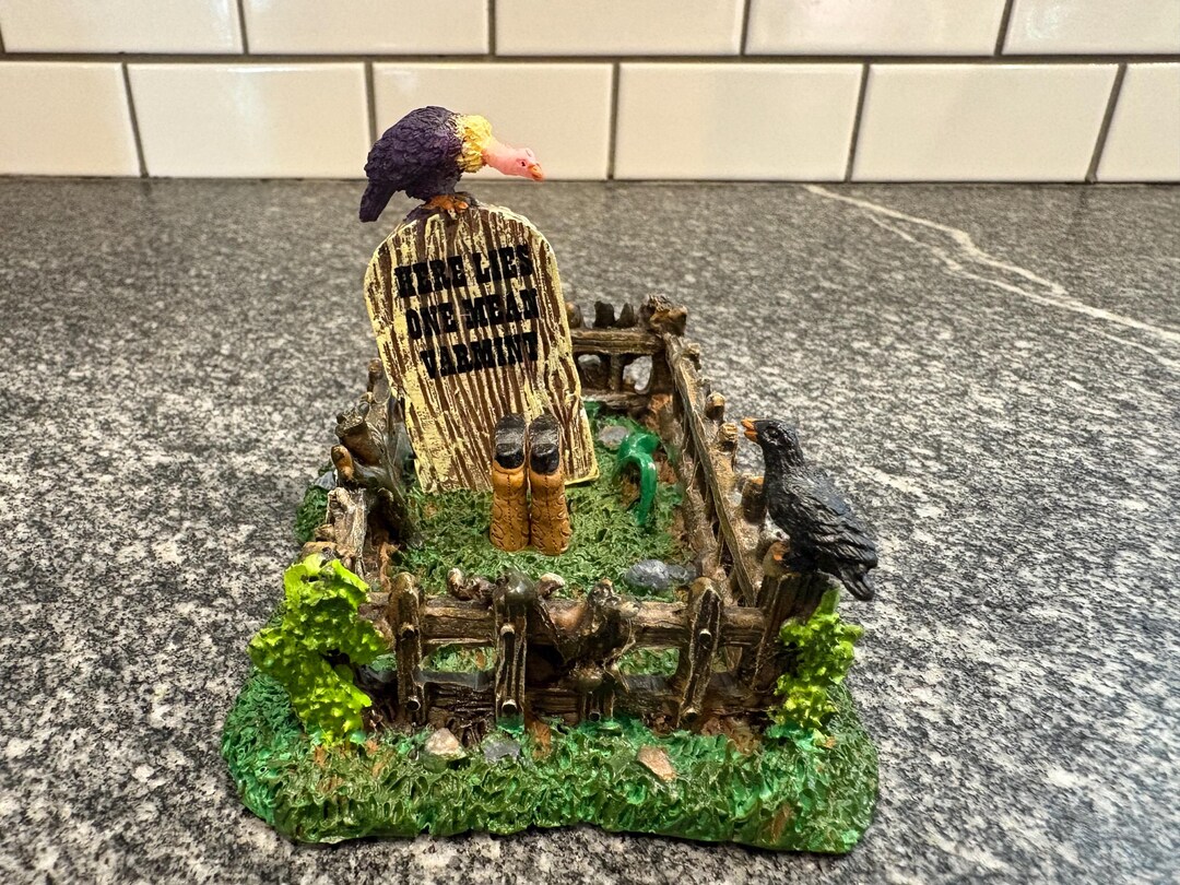Lemax Spooky Town Cowboy Gravesite: Haunted Halloween Village Accessory ...