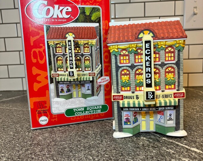 Coca Cola Town Square: Eckerd Drug Store, Lighted House, Village House ...