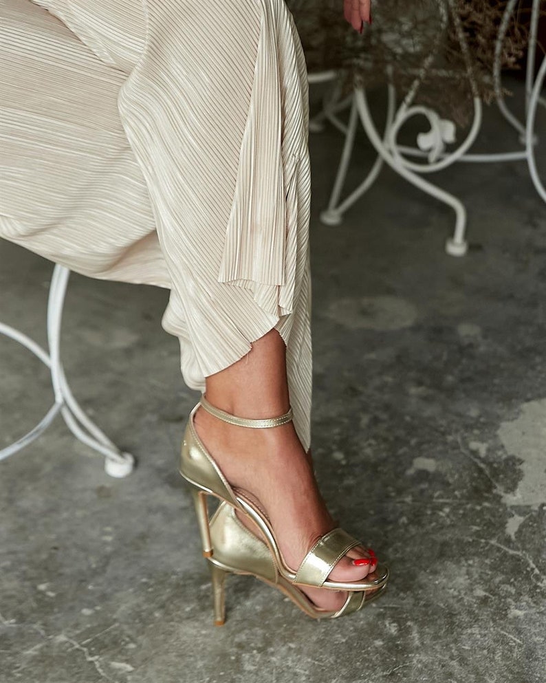 Gold 8 Cm Heel Ankle Strap High Heels,high-heeled Shoes With an Open ...