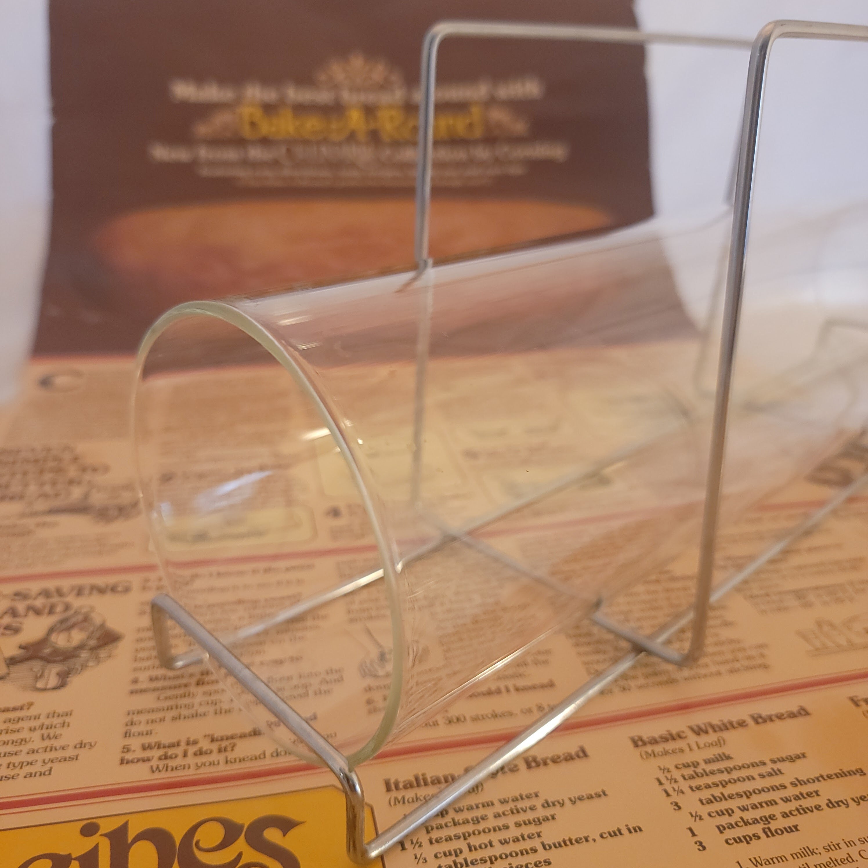 Pyrex bake a Round Glass French Bread Baking Tube With Chrome Holder ...