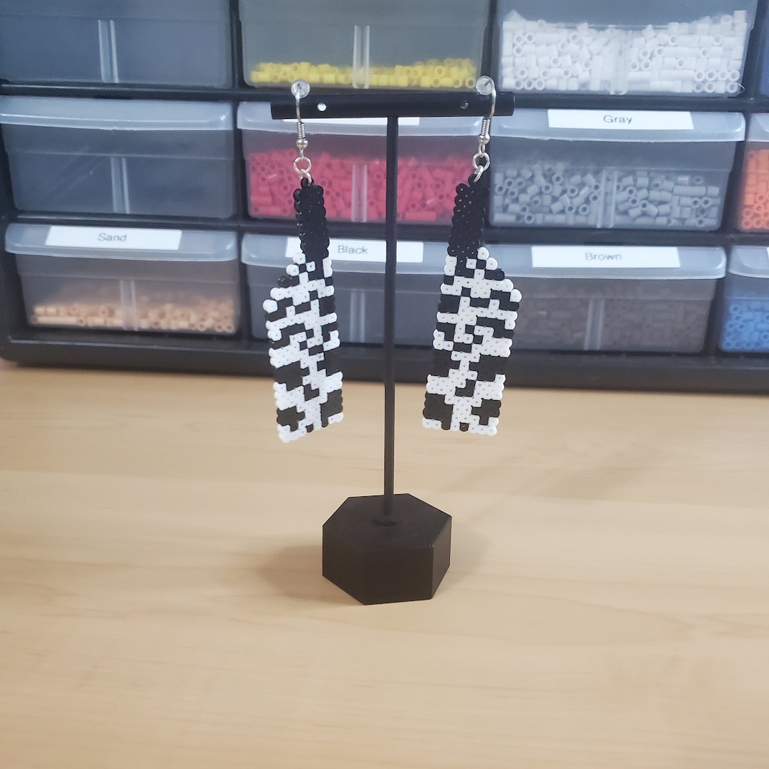 Nanami's Sword Jujutsu Kaisen Perler Bead Earrings - Etsy