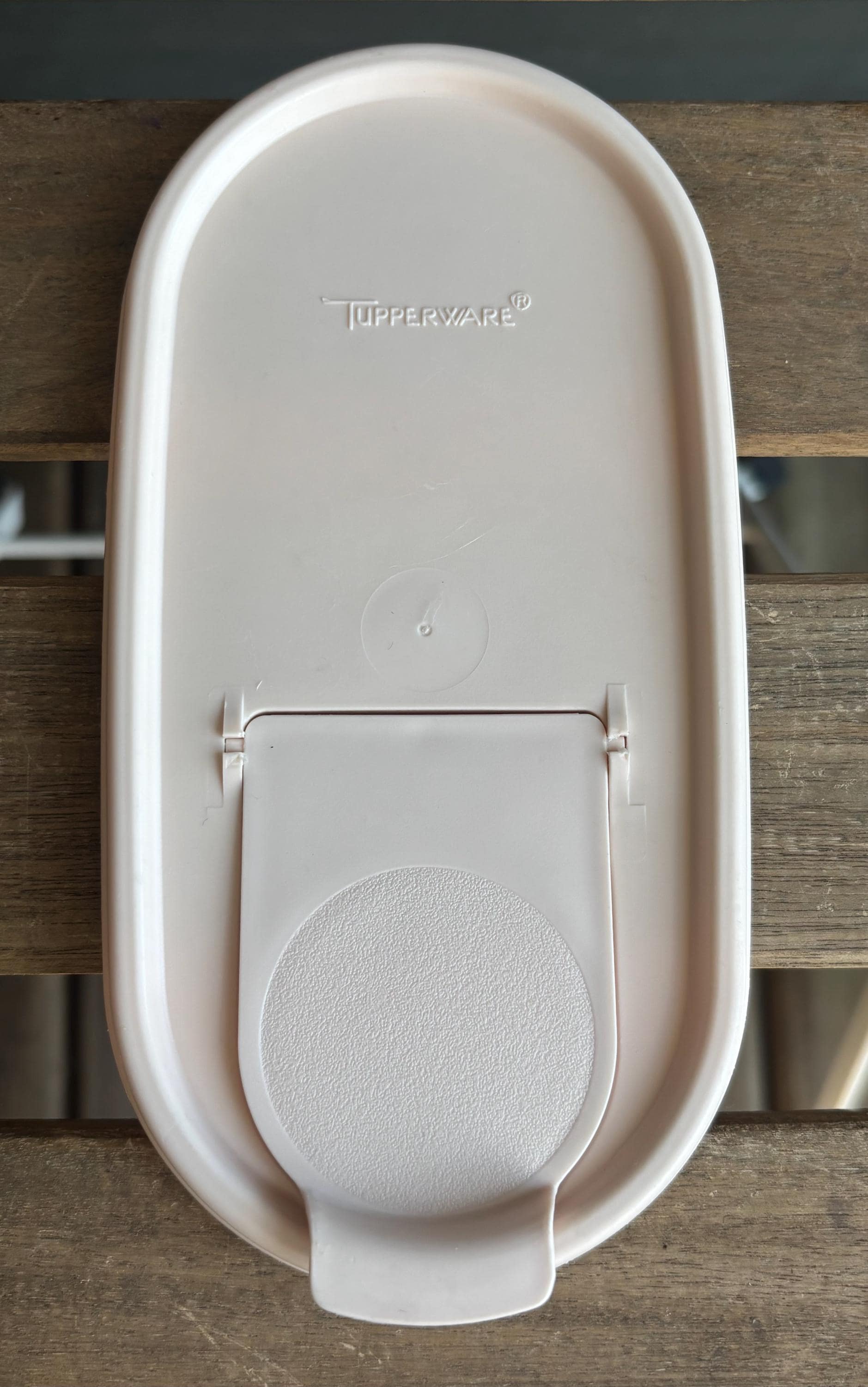 Tupperware Modular Mates Replacement Lids 1616. Flip Top Numbers: 1617/ ...
