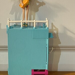 Vintage 2002 Polly Pocket Fashion Lifeguard Tower With 1 Polly Doll ...