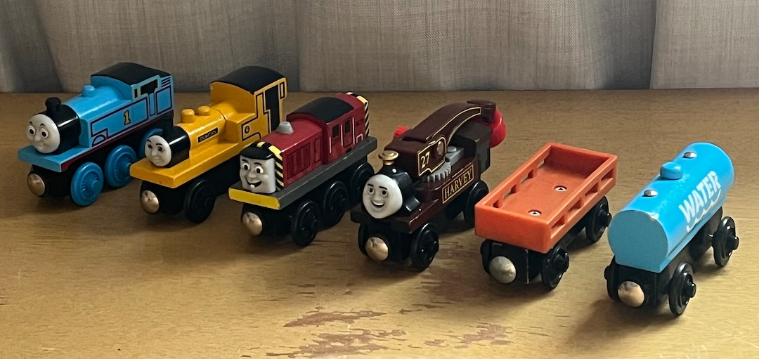 Thomas the Tank Engine Characters - Trains Engines Cars and Cranes to ...