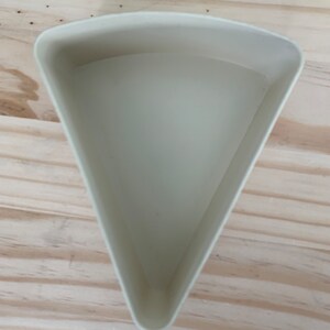 Vintage Almond Tupperware Pie Wedge Stacker Food Storage Container 269 ...