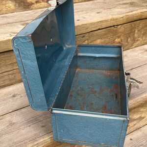 Vintage Patina Blue Metal Toolbox Beach Industries Smith Falls Ontario ...