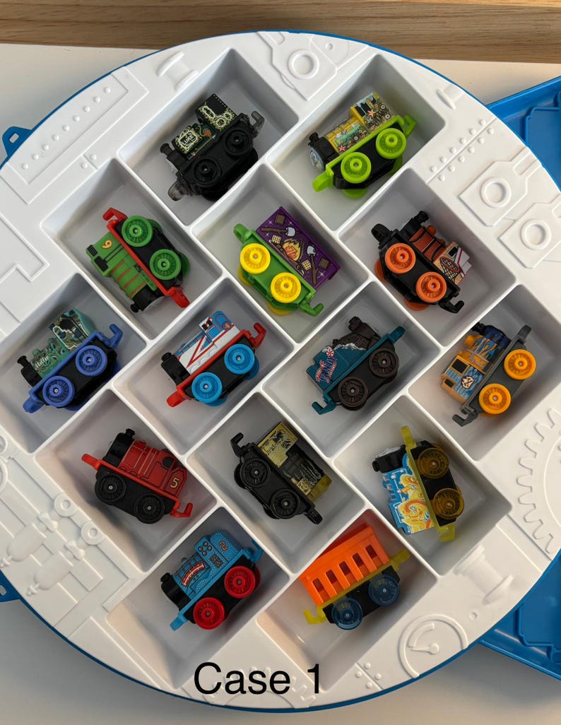 Thomas the Tank Engine Minis With Round Case Holds 14 Mini Trains ...