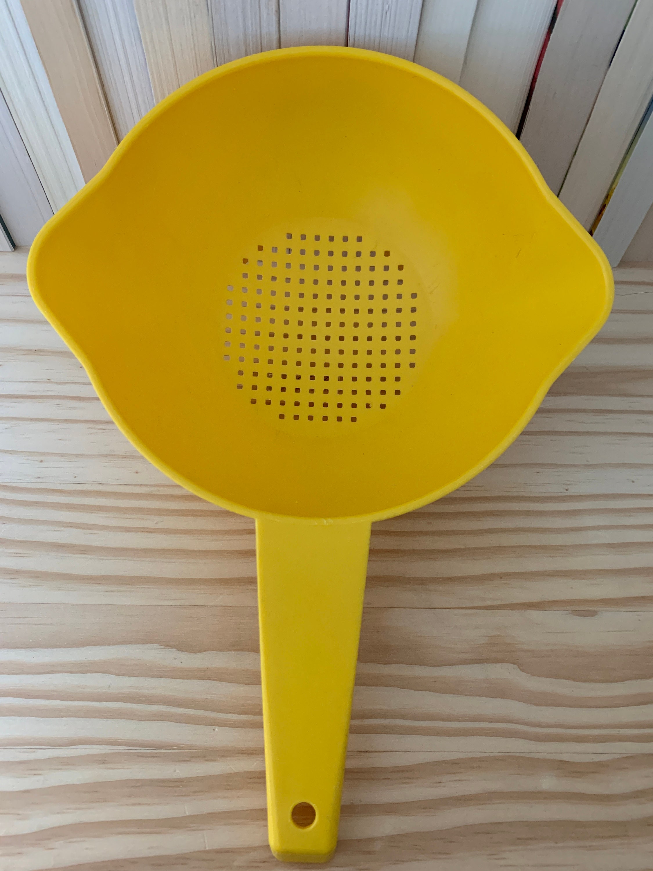 Small Butter Yellow Vintage Tupperware Strainer Colander With Handle ...