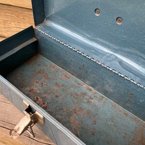 Vintage Patina Blue Metal Toolbox Beach Industries Smith Falls Ontario ...