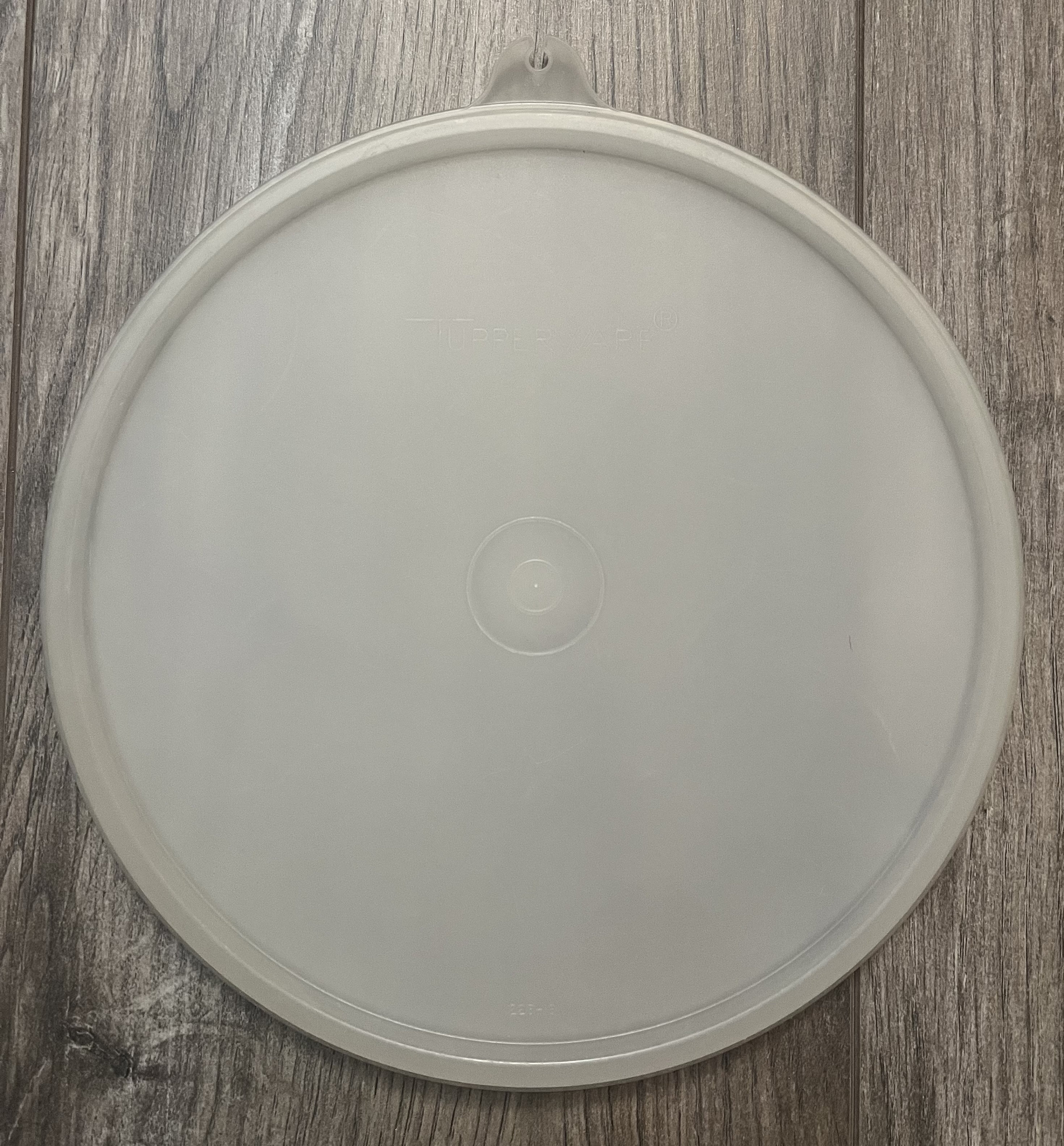 Vintage Tupperware Round Flat-out Lids With Split Tabs 5454A 6 Diameter ...