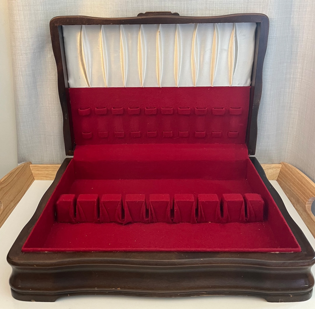 Vintage Wood Flatware Chest Red Felt White Satin Interior Silverware ...