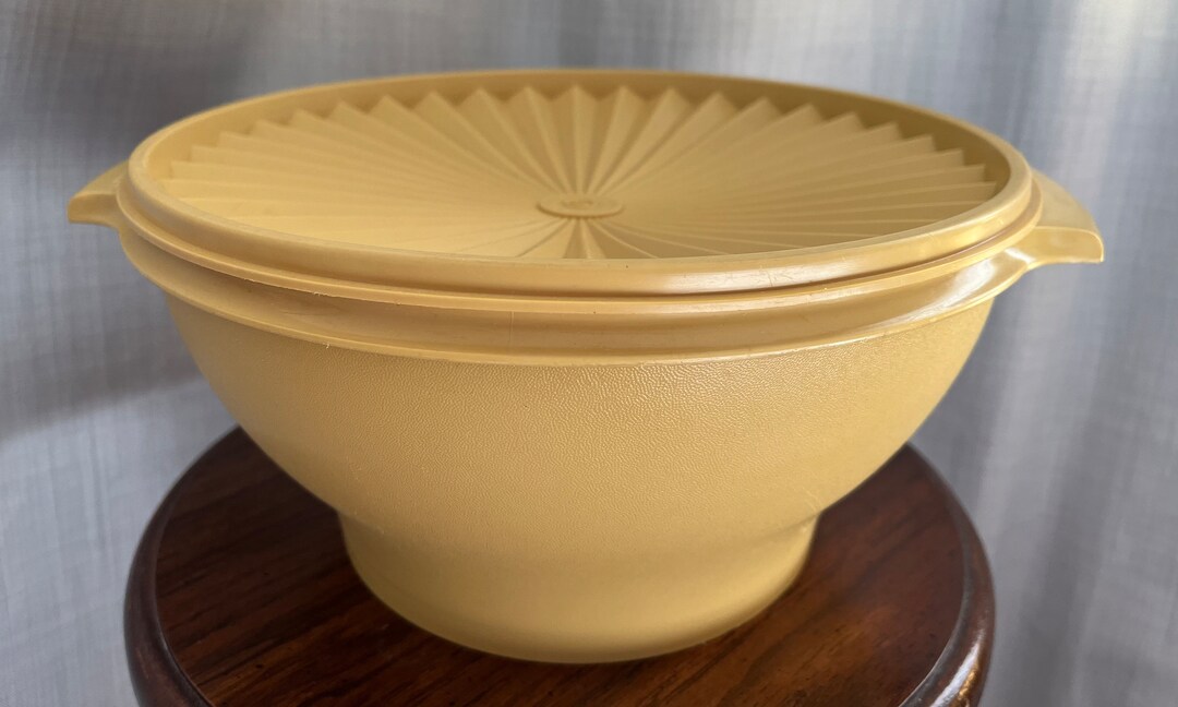 Vintage Harvest Gold Tupperware Servalier Salad Serving Bowl - Etsy