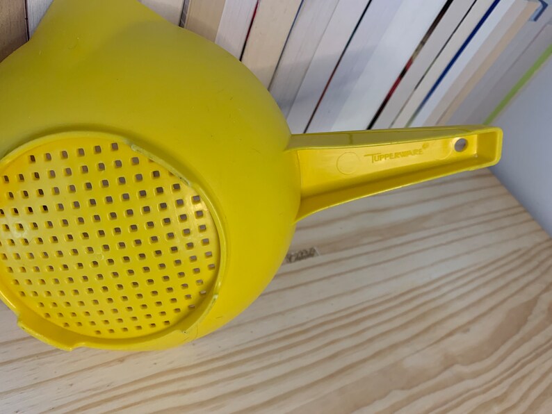 Small Butter Yellow Vintage Tupperware Strainer Colander With Handle ...