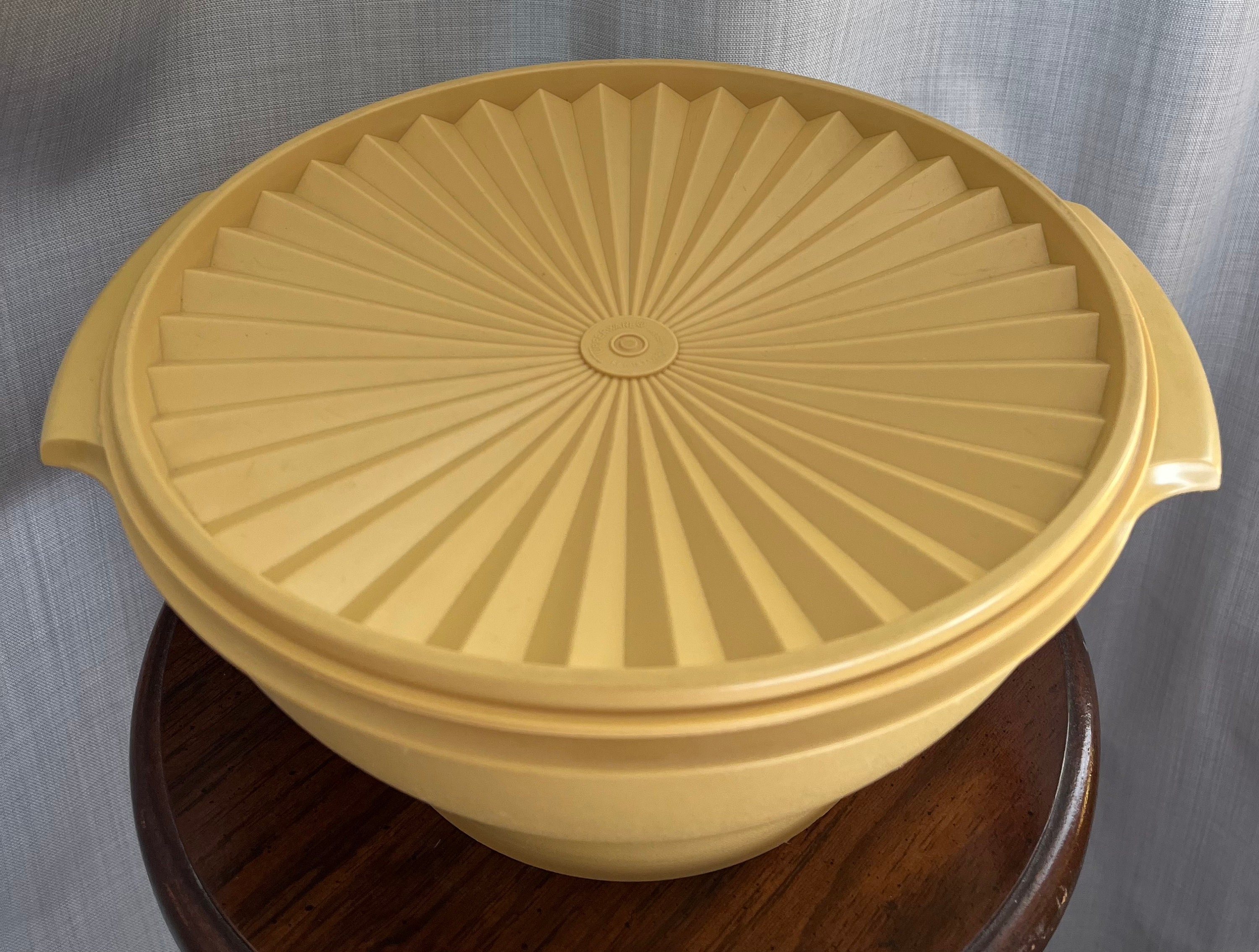 Vintage Harvest Gold Tupperware Servalier Salad Serving Bowl - Etsy
