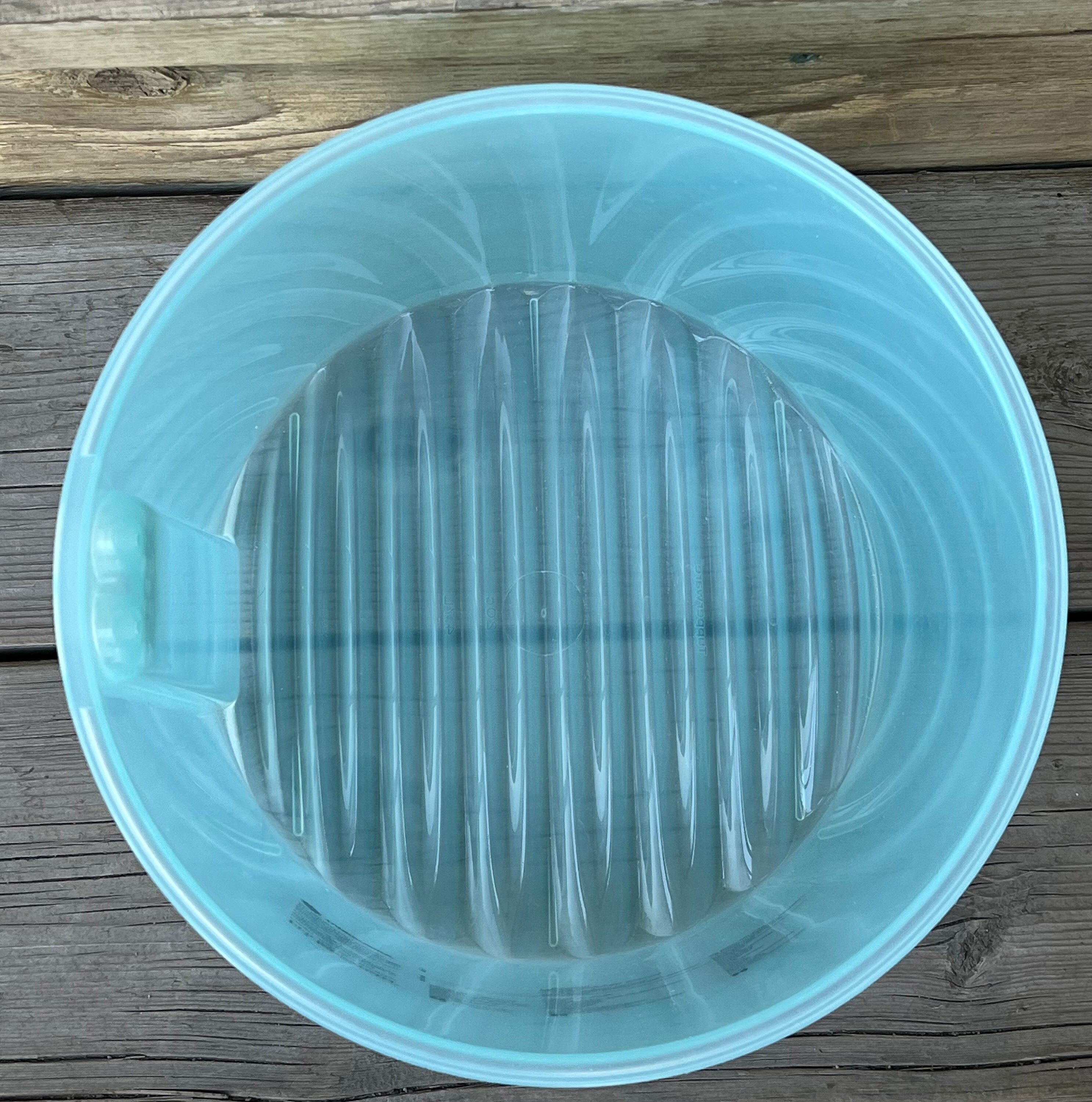 Vintage Tupperware Fridge Smart Aqua Blue Round Container 20 Cups 4.7 L ...