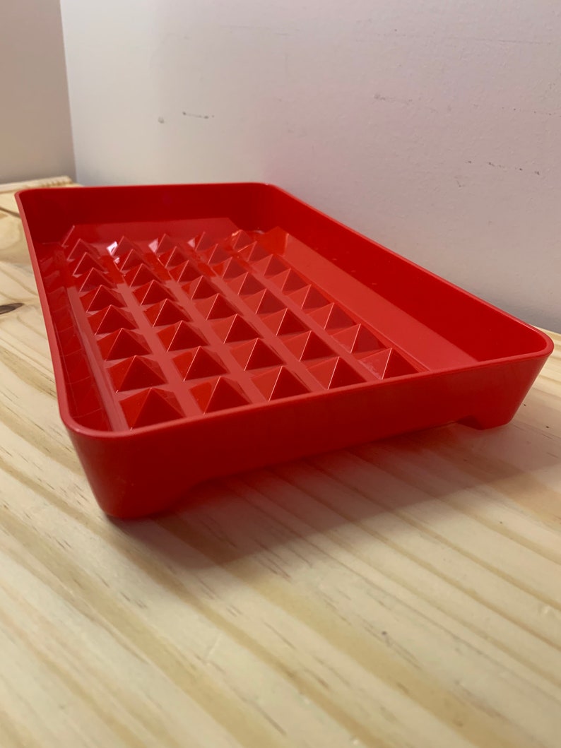 Vintage Tupperware Paprika Red Meat Keeper Deli Food Storage Container ...