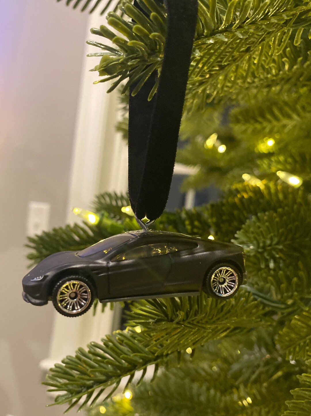 Tesla Roadster Christmas Ornament| Tesla Replica Diecast Ornament With ...