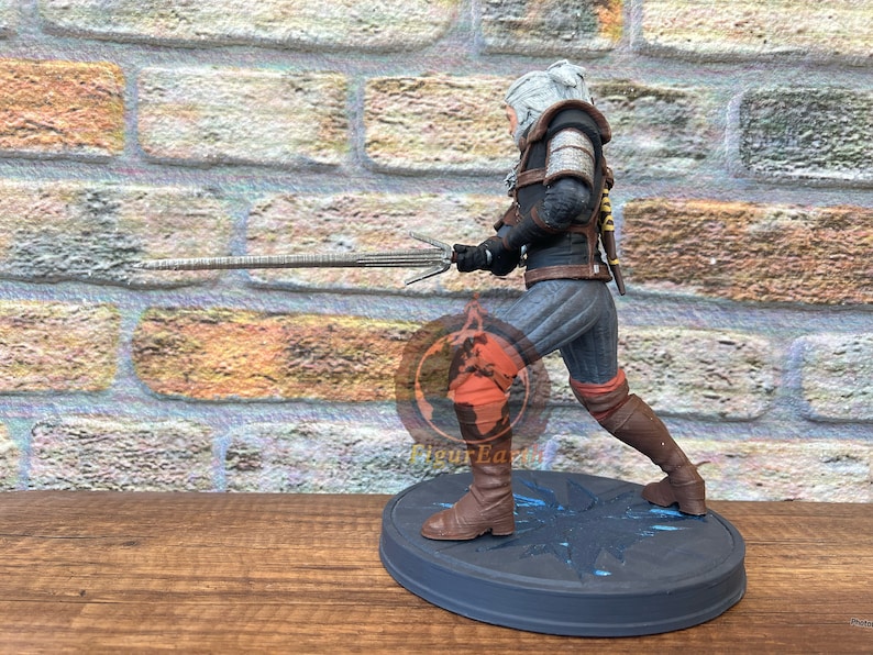 The Witcher Figure,geralt Figure,witcher Diorama,witcher Figurine,ciri ...