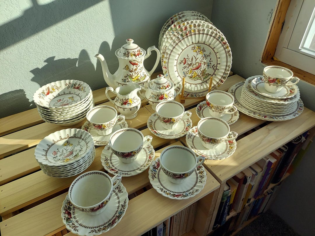 Sandown Hand Engraved Rare Floral Bontical Decorative Antique Dishes ...