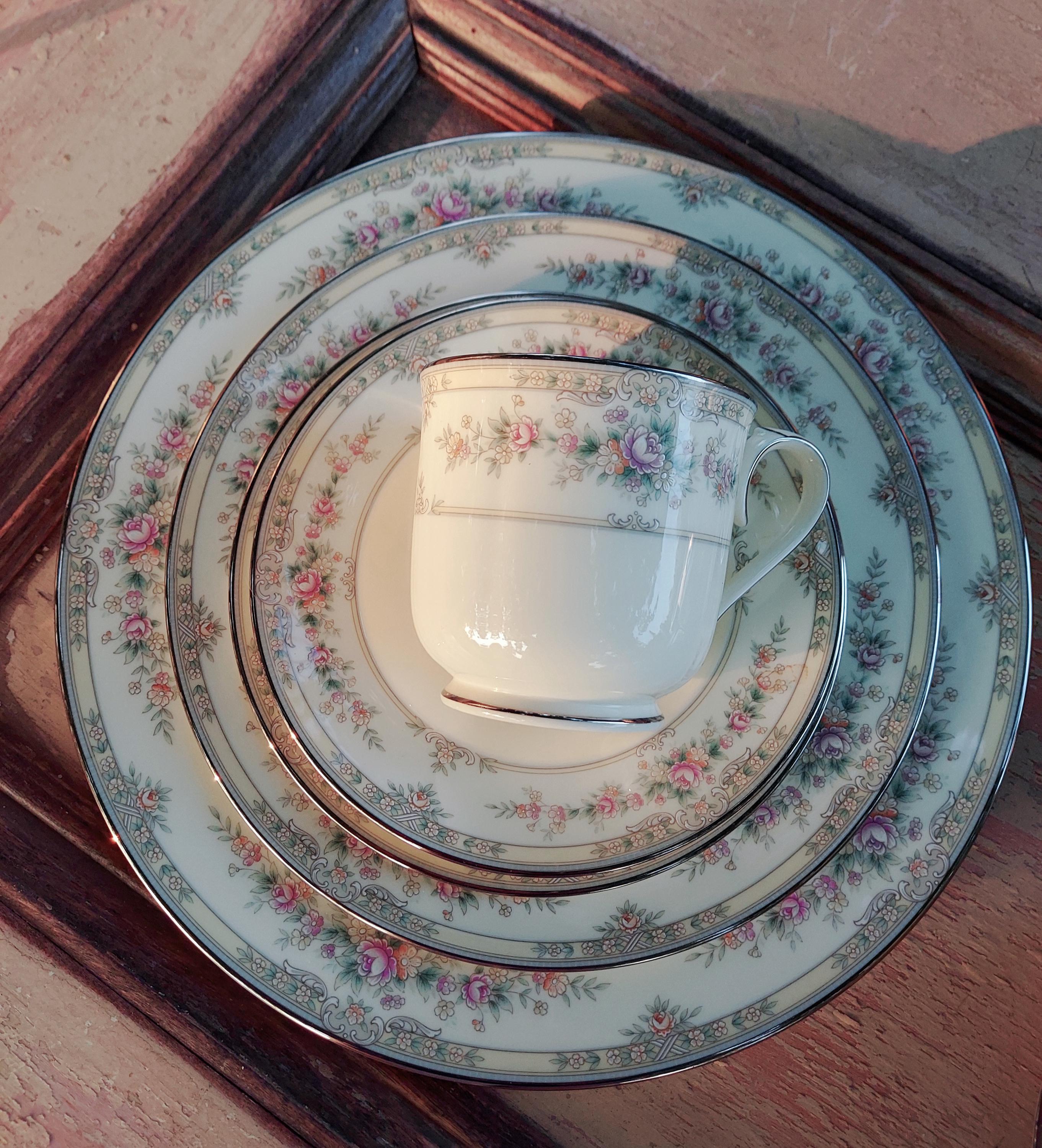 Noritake Bone China Dinnerware Set, Shenandoah 9729, 48 Piece, Yellow ...