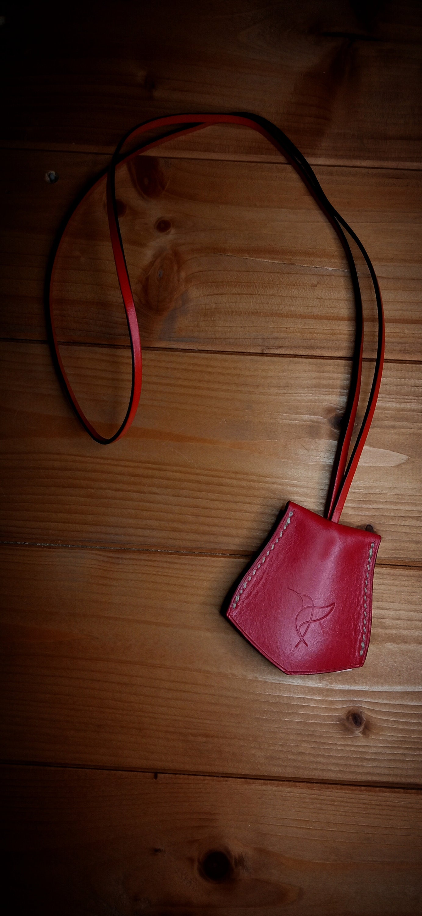 Clochette Leather Keychain/keychain/ Leather Key Holder/luxury Keychain ...