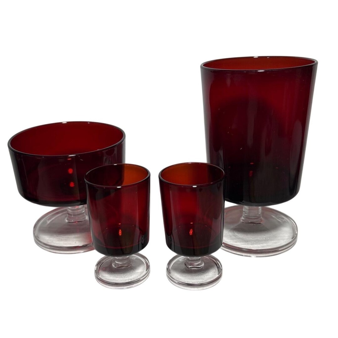 Luminarc Ruby Red Pedestal Glassware Set of 4 Goblet Sherbet Dish 2 ...