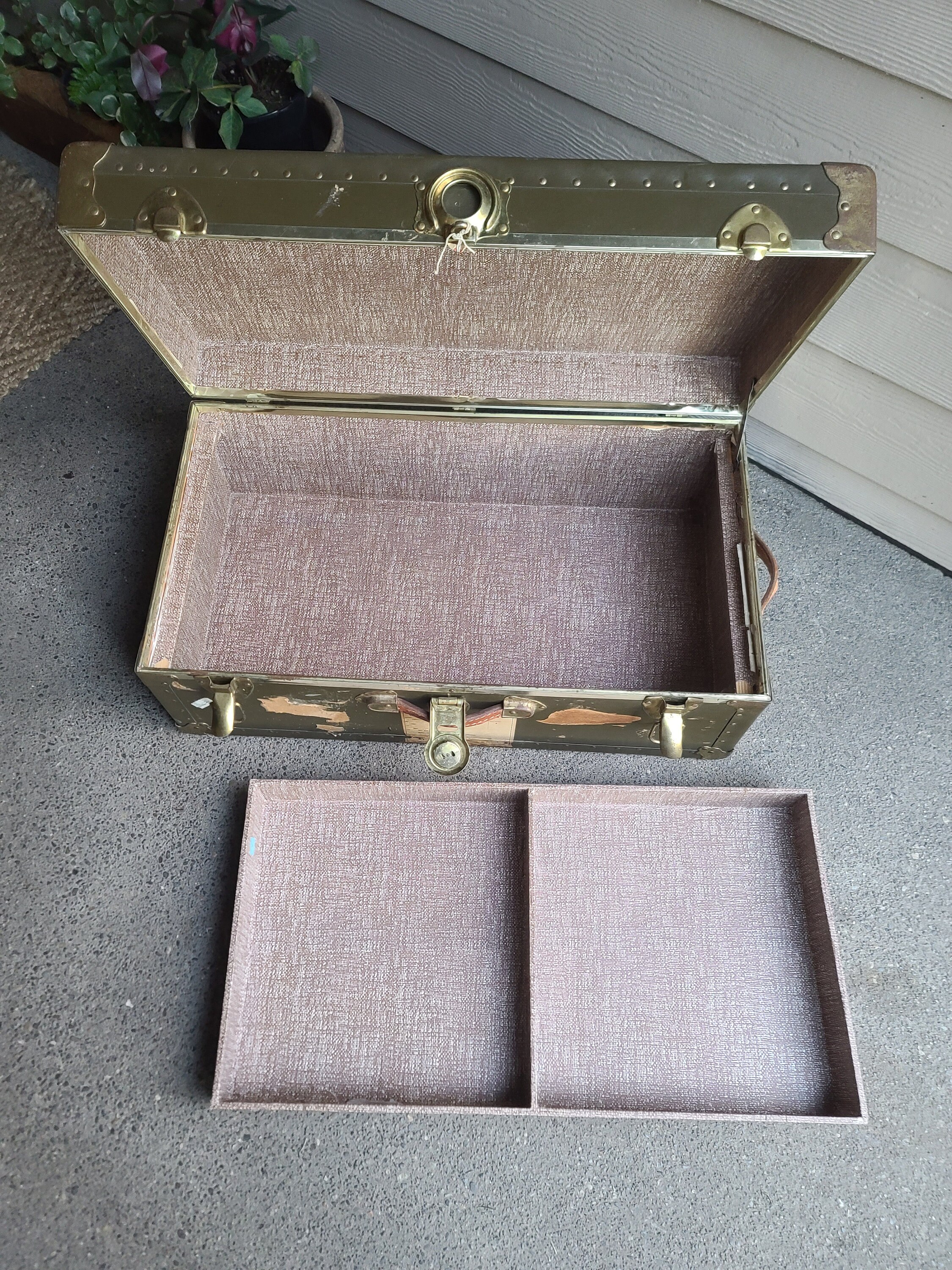 Excellent Condition Midcentury Green Military Foot Locker/trunk/wood ...