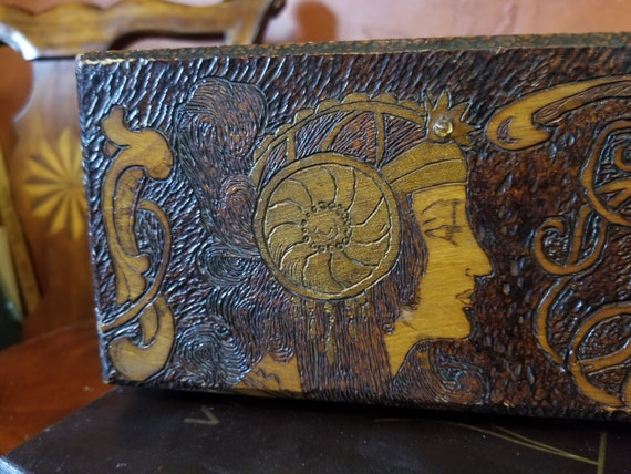 Exquisite Flemish Art/Pyrography -- Hand Tooled, Turn… - Gem