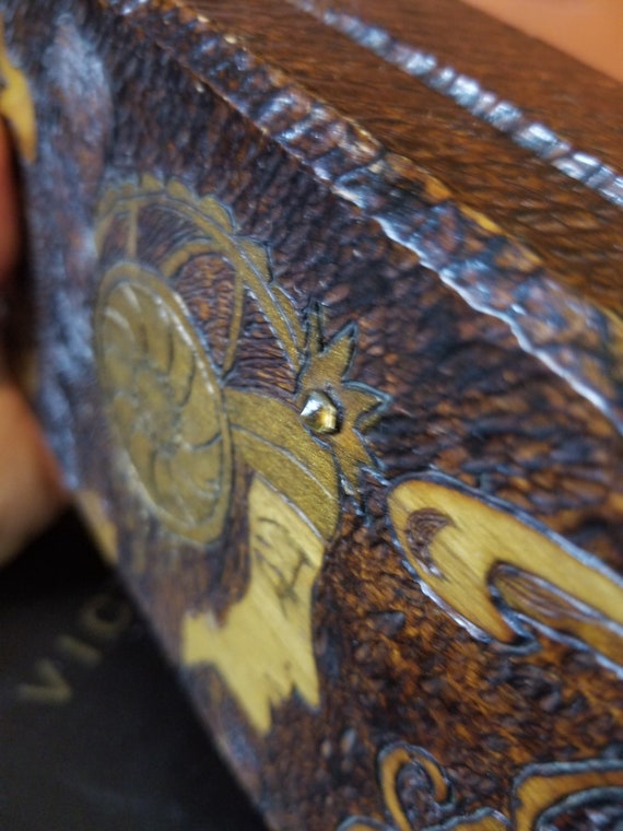 Exquisite Flemish Art/Pyrography -- Hand Tooled, Turn… - Gem