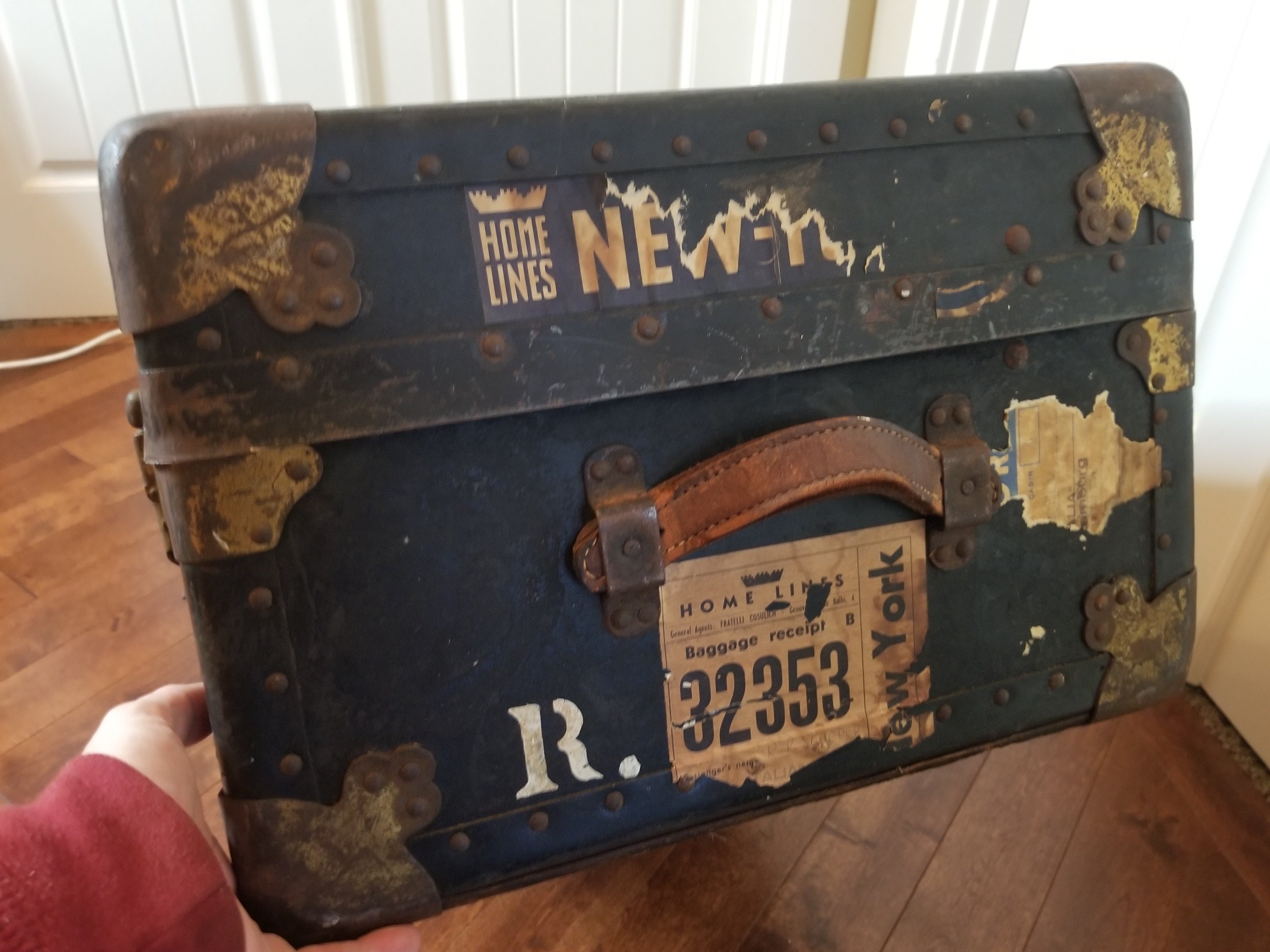 Gorgeous, Black Original Exterior, Fresh Cedar-lined Interior. Flat Top ...