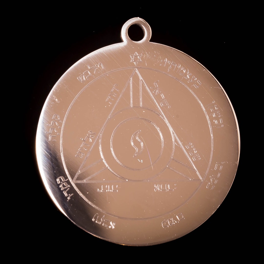 Fourth Pentacle of Saturn Talisman: Solomonic Magick for New Beginnings ...